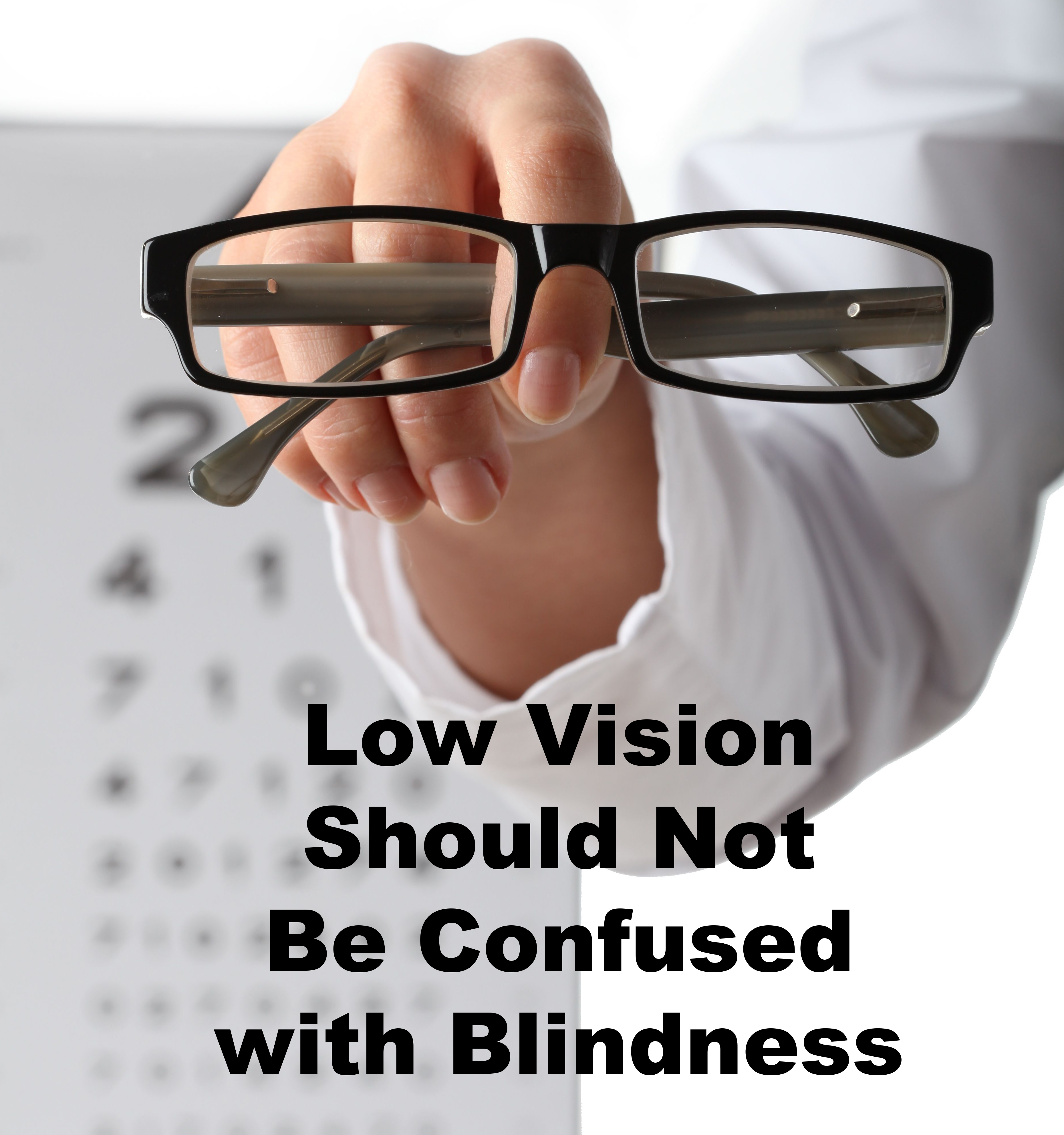 Macular Degeneration Symptoms-Blurred Vision, Wavy Lines, Faded Colors